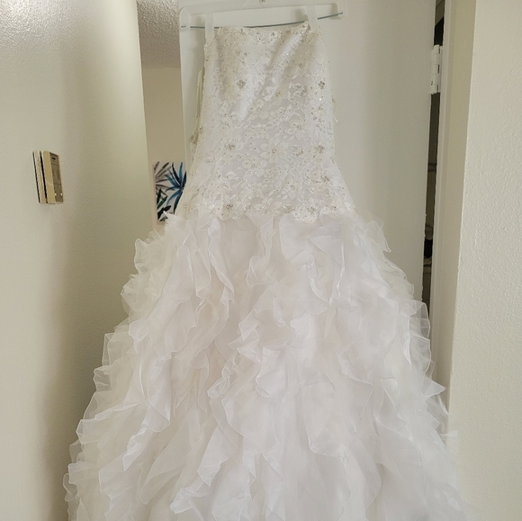 Monique Luo | Dresses | Monique Luo Wedding Dress | Poshmark
